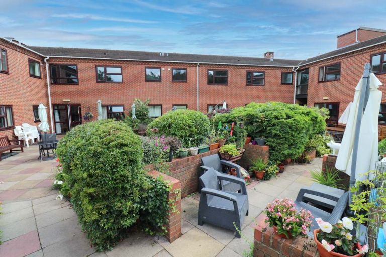 View Our Photo gallery | Rayner House Care